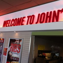 JOHN’S RESTAURANT - Updated January 2026 - 20 Photos & 28 Reviews ...