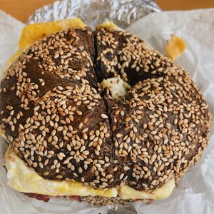 BAGEL BAZAAR DELI GRIL & CATERING - Updated May 2025 - 21 Photos & 56 ...