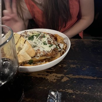 GENNA BENNA’S - Updated April 2025 - 84 Photos & 111 Reviews - 200 Town ...