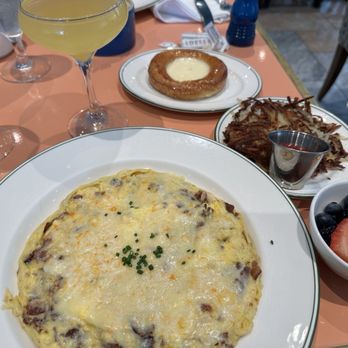 SADELLE’S - Updated June 2024 - 3788 Photos & 1926 Reviews - 3600 S Las ...