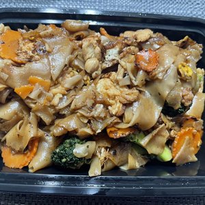 SUNSET THAI RESTAURANT - 193 Photos & 240 Reviews - 561 Five Cities Dr ...