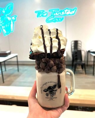 THE TWISTED COW - Updated February 2025 - 79 Photos & 24 Reviews - 250 ...