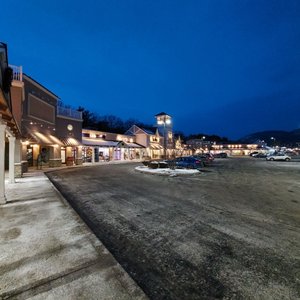 THE OUTLETS AT LAKE GEORGE - 43 Photos & 23 Reviews - 1424 US 9, Lake ...