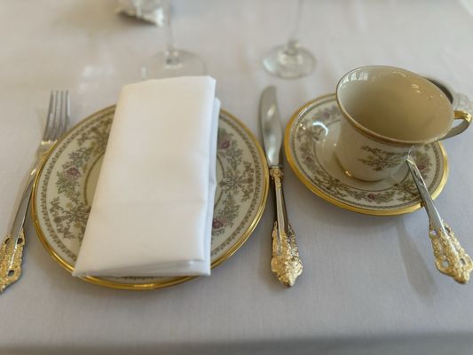 CELESTE - Updated June 2025 - 91 Photos & 18 Reviews - 520 Main St ...