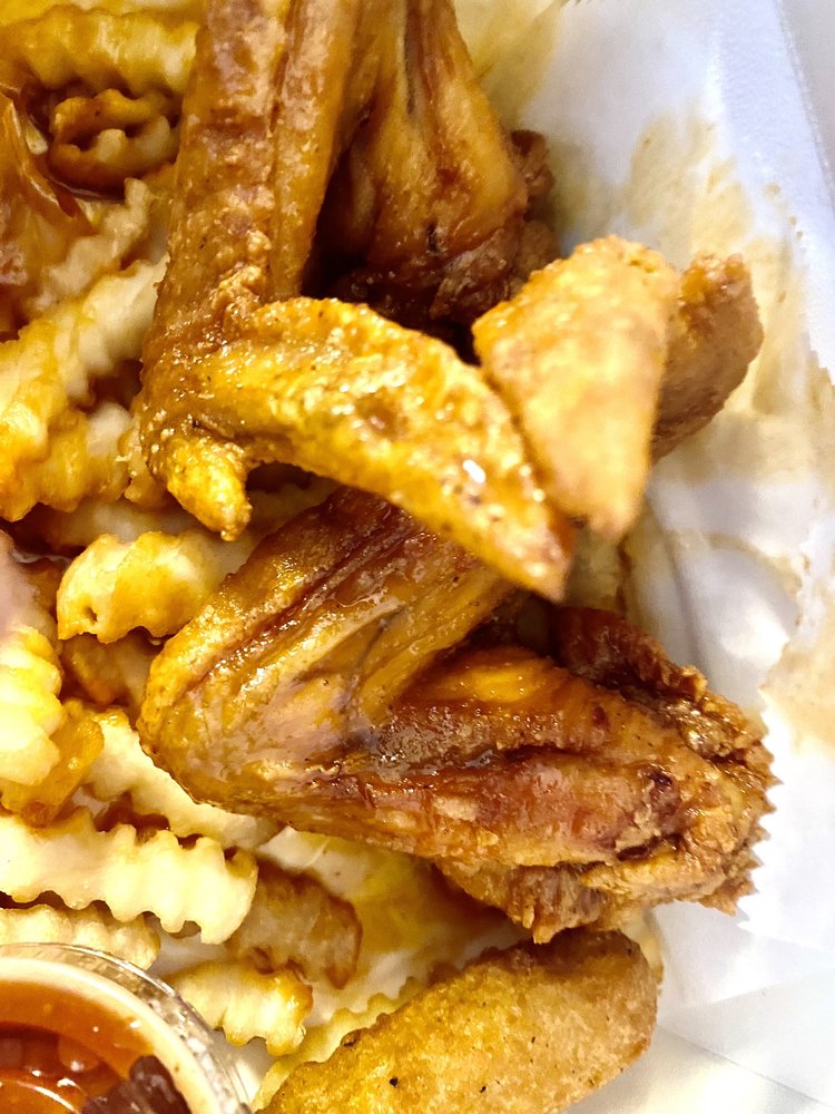 MS. HEAVENS WINGS - 27 Reviews - 43 S Broad St, Woodbury, New Jersey - Seafood - Restaurant ...