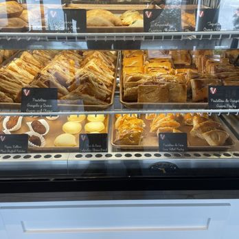 VICKY BAKERY - Updated December 2024 - 111 Photos & 45 Reviews - 4556 S ...
