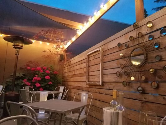 FIVE RESTAURANT BISTRO - 267 Photos & 435 Reviews - Seafood - 650 ...