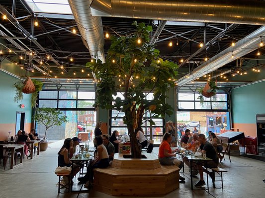 SUPERGEIL - 236 Photos & 98 Reviews - 2442 Michigan Ave, Detroit, MI - Yelp