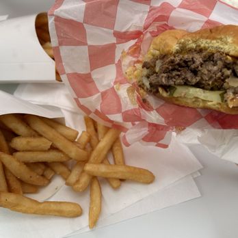 7TH STREET BURGER SOHO - Updated October 2025 - 98 Photos & 46 Reviews ...
