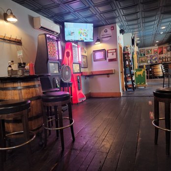 THE ANGRY GOAT PUB - Updated May 2024 - 134 Photos & 150 Reviews - 938 ...