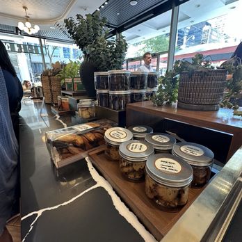 BREADY CAFE - Updated December 2025 - 56 Photos & 20 Reviews - 130 King ...