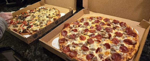 HOME RUN INN PIZZA - Updated December 2025 - 96 Photos & 322 Reviews ...