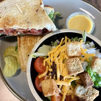 FELLA’S LOADED GOAT RESTAURANT & BAR - Updated September 2025 - 12 ...