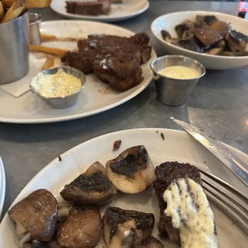 RED COW - Updated January 2025 - 613 Photos & 369 Reviews - 1423 34th ...