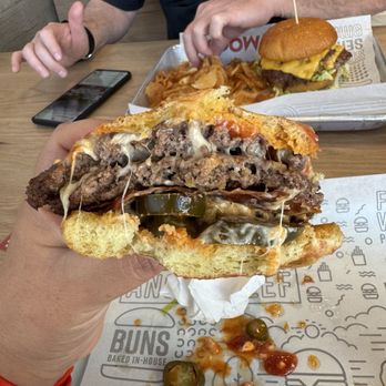 MOOYAH BURGERS, FRIES & SHAKES - Updated June 2025 - 78 Photos & 51 ...