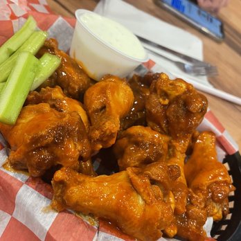 CLUCKERS - VERSAILLES - Updated October 2024 - 13 Photos & 17 Reviews ...