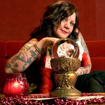 FAYE THE TATTOOED PSYCHIC - Updated October 2025 - 93 Pike St, Seattle ...