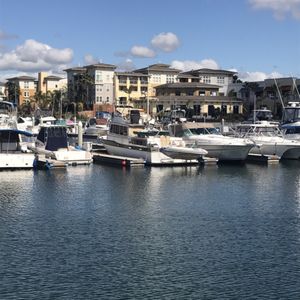 SEABRIDGE - 42 Photos & 20 Reviews - Boating - 680 S Victoria Ave ...