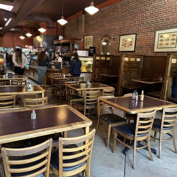 SIMPLE SIMON’S BAKERY & BISTRO - Updated November 2025 - 1412 Photos ...