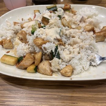 SAKURA JAPANESE STEAKHOUSE - Updated July 2025 - 97 Photos & 213 ...