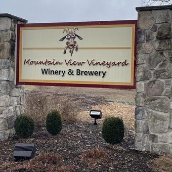 MOUNTAIN VIEW VINEYARD, WINERY, BREWERY & DISTILLERY - 552 Photos & 281 ...