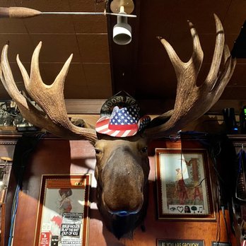 MITCHELL STREET PUB - Updated May 2024 - 119 Photos & 155 Reviews - 426 ...