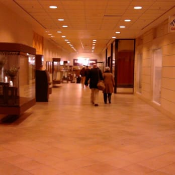 PEDESTRIAN UNDERGROUND CONCOURSE - Updated January 2026 - 11 Photos ...