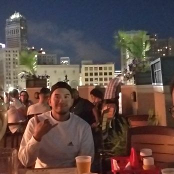 BOOKIES BAR & GRILLE - Updated May 2024 - 74 Photos & 154 Reviews ...