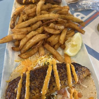 ANGRY TUNA SEAFOOD COMPANY - Updated April 2026 - 208 Photos & 260 ...