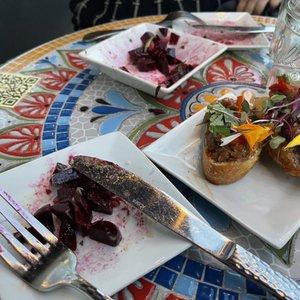 ITTO’S TAPAS - 501 Photos & 368 Reviews - 4160 California Ave SW ...