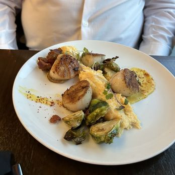 THE LIBRARY - Updated May 2024 - 2017 Photos & 1031 Reviews - 600 5th ...