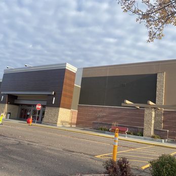 TARGET - Updated January 2026 - 41 Photos & 33 Reviews - 7200 Valley ...