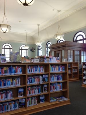 SAINT ANTHONY PARK LIBRARY - Updated November 2025 - 21 Photos & 12 ...