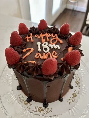 MAGPIES - Updated December 2025 - 133 Photos & 107 Reviews - 846 N ...