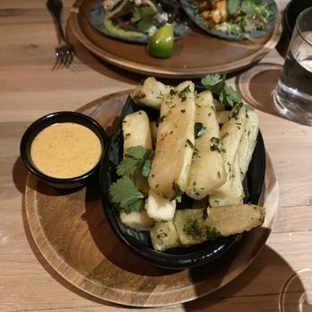 MACANDA - Updated March 2025 - 500 Photos & 188 Reviews - 294 Grove Ln ...