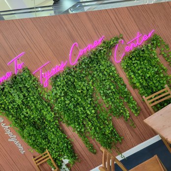 MOGE TEE TYSONS CORNER - Updated April 2024 - 281 Photos & 129 Reviews ...