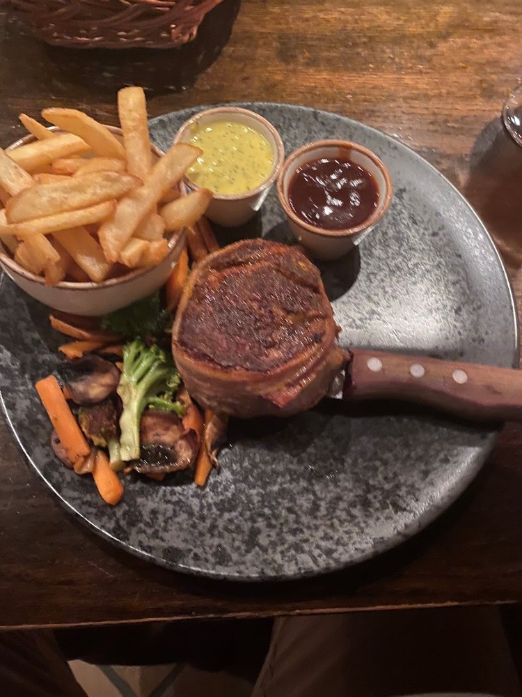 EGON - Updated August 2024 - Jernbaneveien 10, Ski, Norway ...