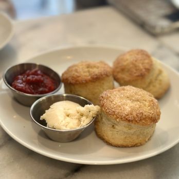 WHITE MAPLE CAFÉ - Updated September 2024 - 500 Photos & 388 Reviews ...