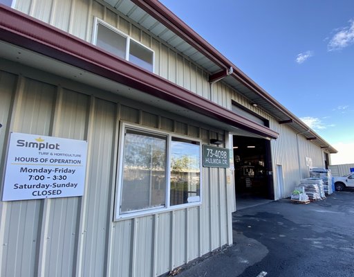 SIMPLOT TURF & HORTICULTURE - Updated May 2025 - 73-4098 Hulikoa Dr ...