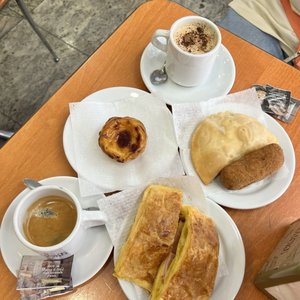 CHOUPANA CAFFE - Updated April 2025 - 131 Photos & 61 Reviews - Av. da ...