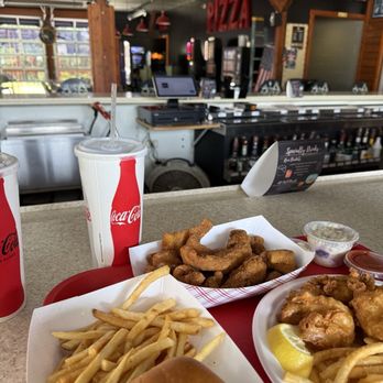 POOPY’S PUB N’ GRUB - Updated December 2025 - 92 Photos & 92 Reviews ...