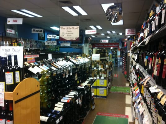 TOWN & COUNTRY LIQUORS - Updated October 2025 - 696 Amity Rd, Bethany, Connecticut - Beer, Wine ...