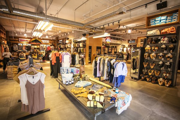 SHOWCASE WHISTLER - Updated December 2025 - 19 Photos & 24 Reviews ...