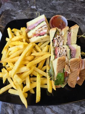 GRIFFIN LOUNGE - Updated September 2025 - 61 Photos & 16 Reviews - 108 ...