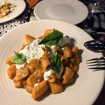 BAR MUTZ - Updated January 2026 - 334 Photos & 86 Reviews - 90 Center ...