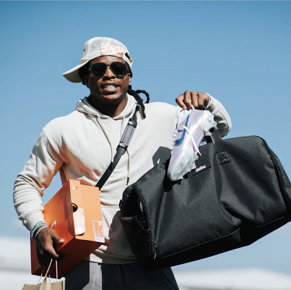 THE SHOEDIO - Updated December 2025 - 15 Photos - 222 West Blvd ...