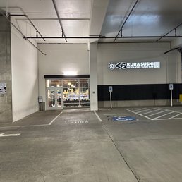 KURA REVOLVING SUSHI BAR - Updated December 2025 - 1807 Photos & 740 ...