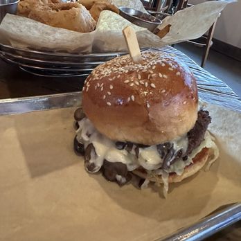 5280 BURGER BAR - Updated July 2025 - 427 Photos & 593 Reviews - 4301 ...