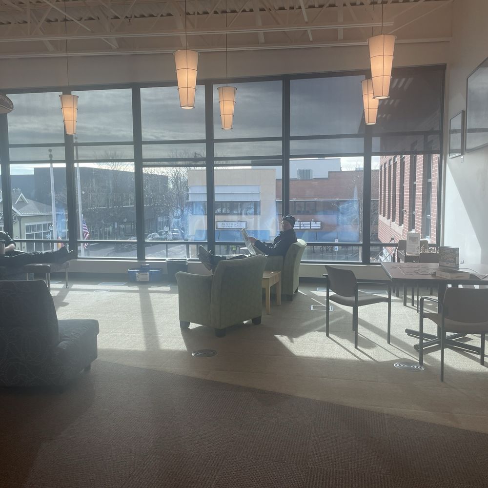 LOUISVILLE PUBLIC LIBRARY - Updated December 2025 - 10 Photos & 16 ...