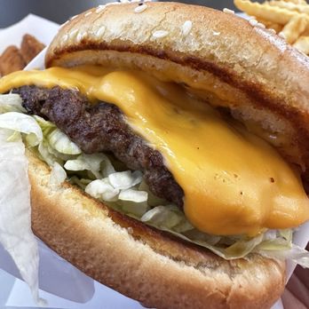 CALI BURGER - Updated December 2025 - 63 Photos & 63 Reviews - 3415 ...